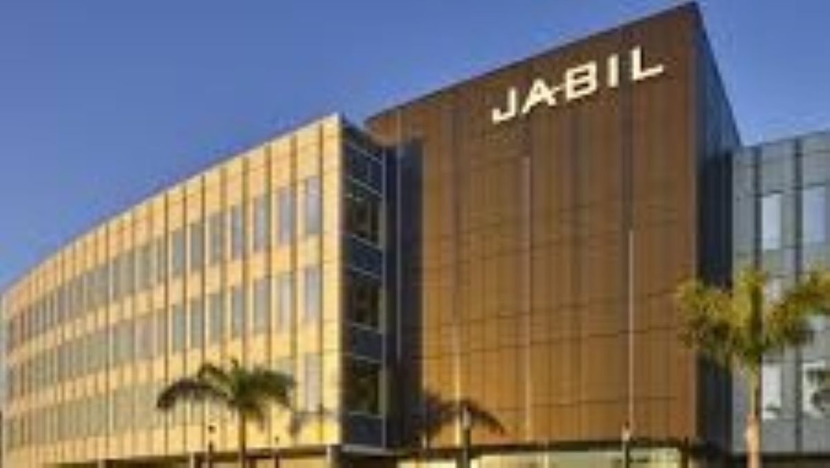 Stalin signs deal with Jabil to set up Apple devices unit