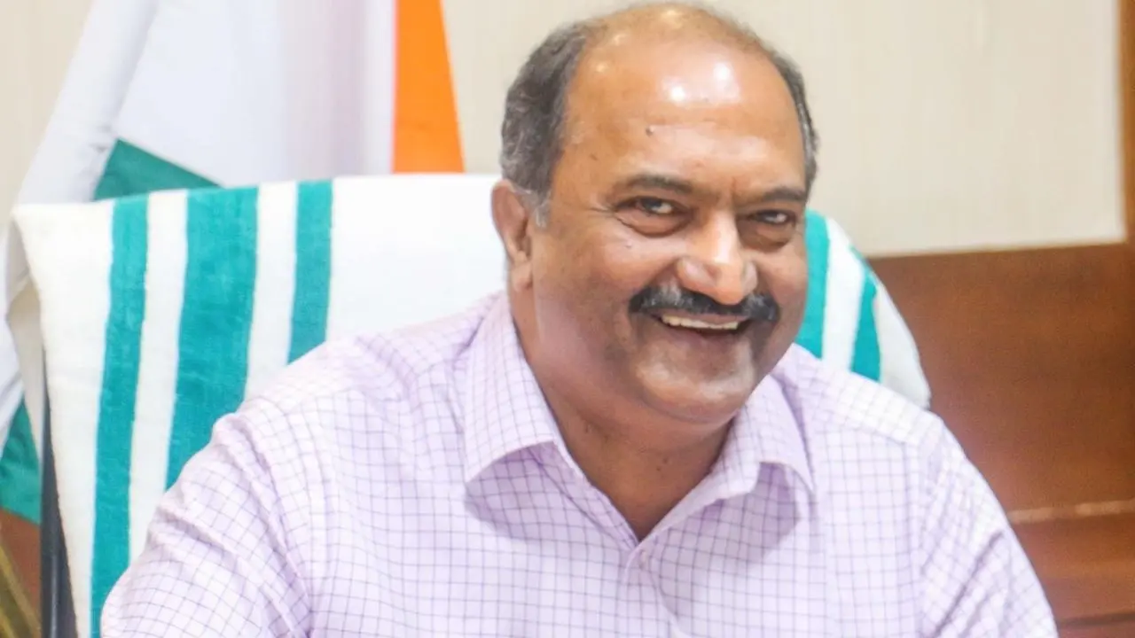 Balagopa shifts tone to address broader economic concerns